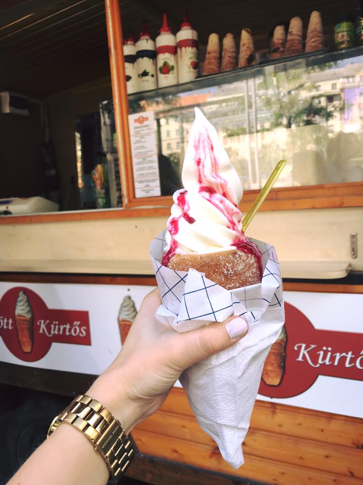 Az ellenállhatatlan magyar édesség, amiért megőrülnek a turisták ...